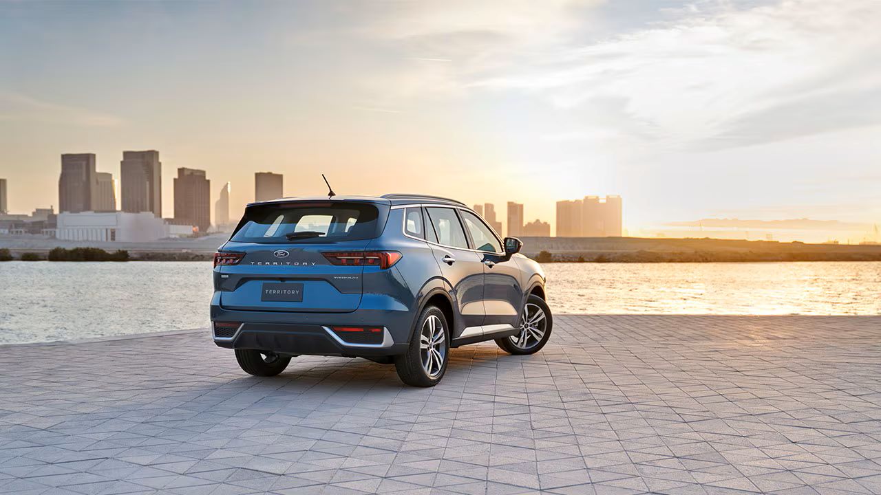 StriveME - فئات واسعار فورد تيريتوري 2024 في السعودية